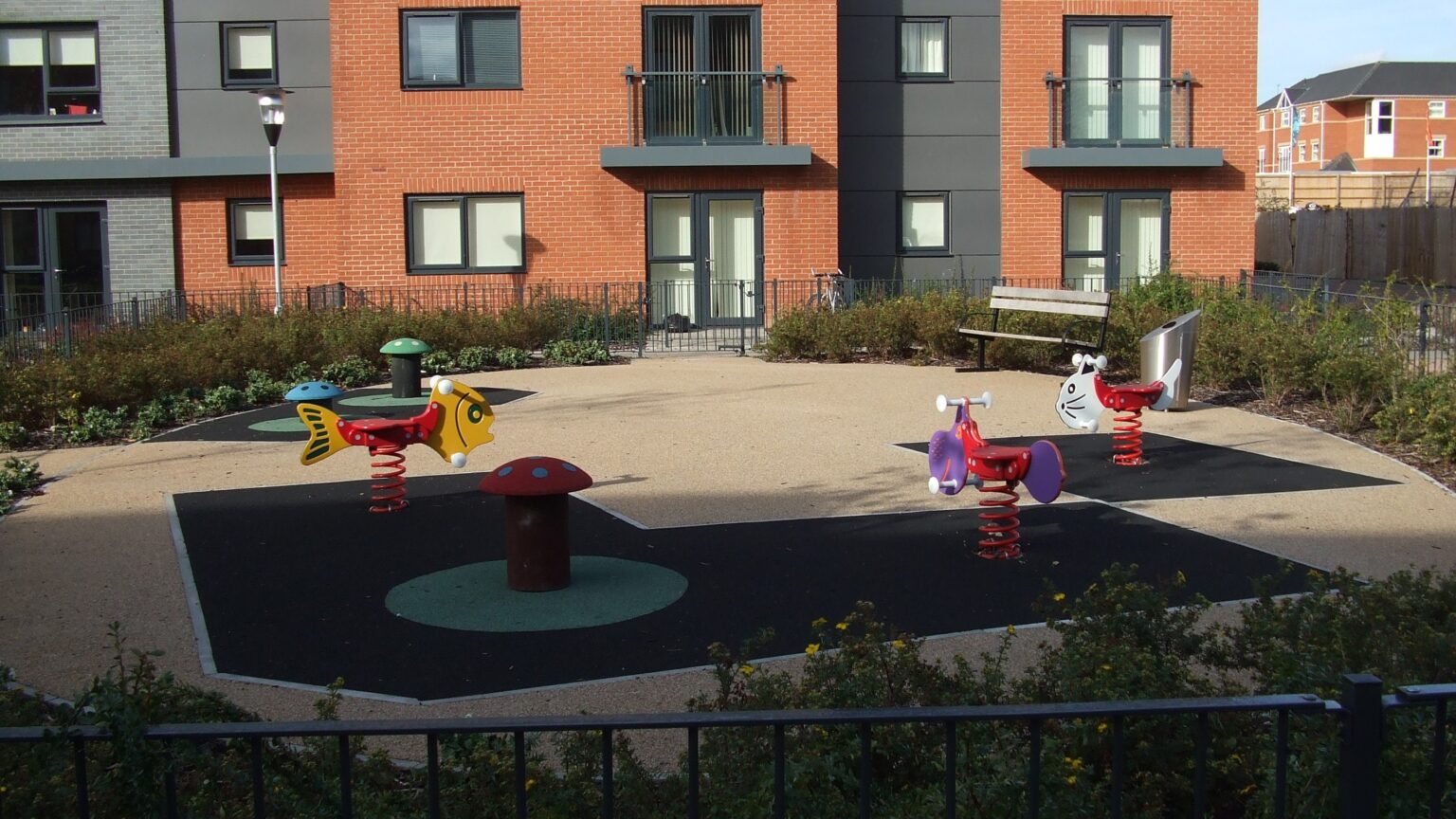Housing Playground I Banbury | Natural Aggregate - Sureset Resin Systems